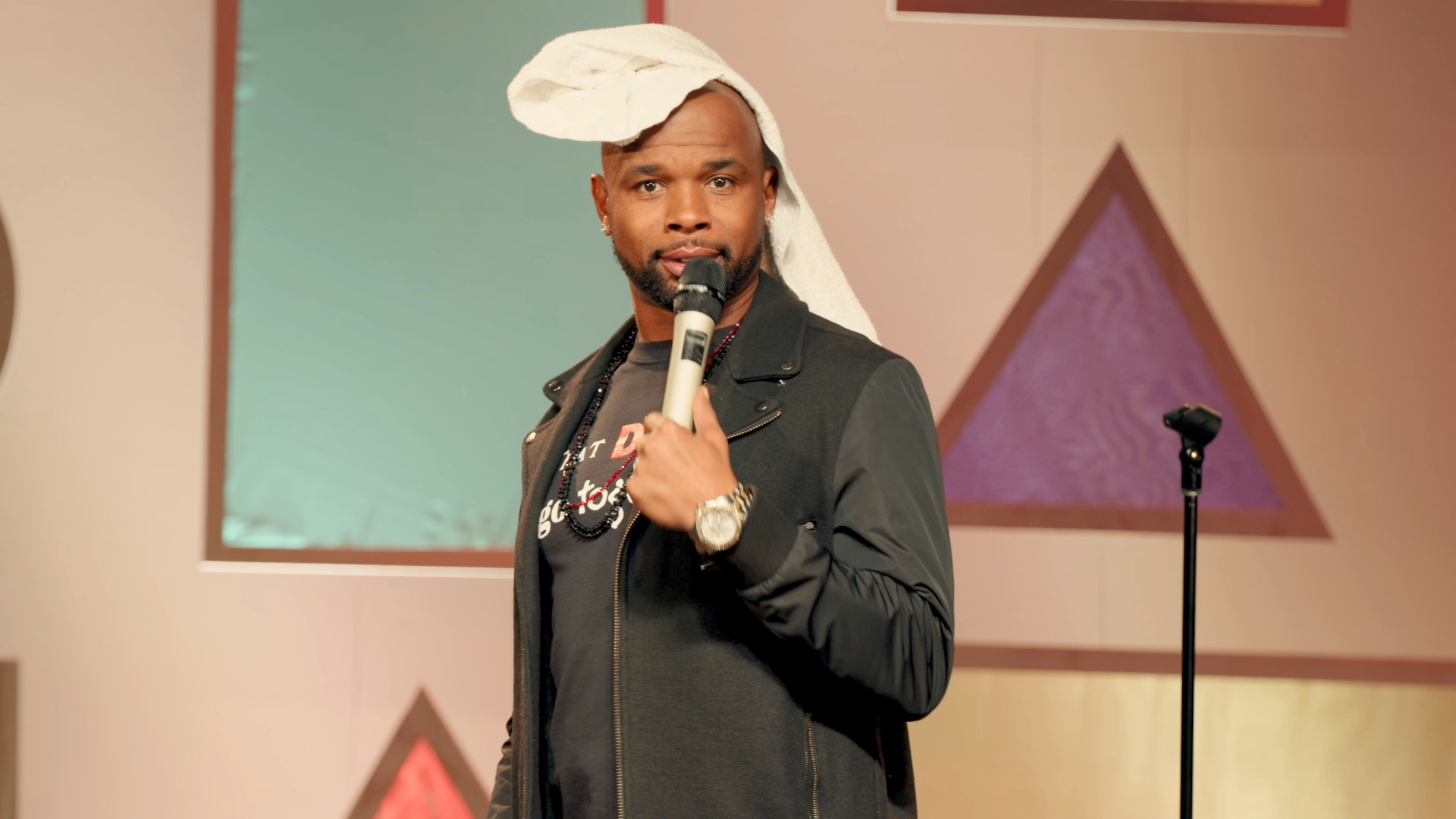 Night in Comedy - Premier Comedy Club Experience